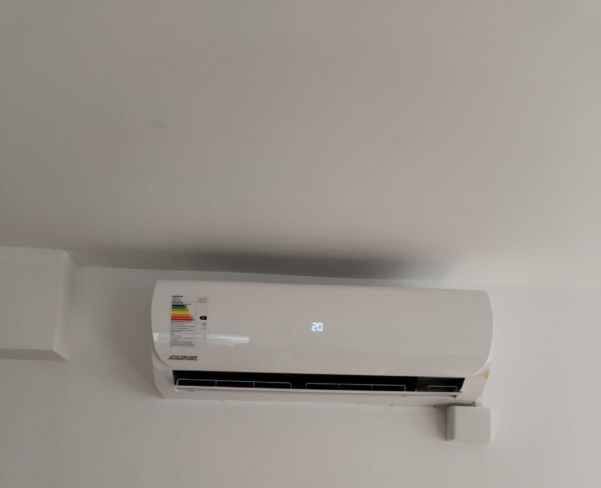 AIRE ACONDICIONADO "COLDPOINT" 12000 BTU – Ferropolis PERU