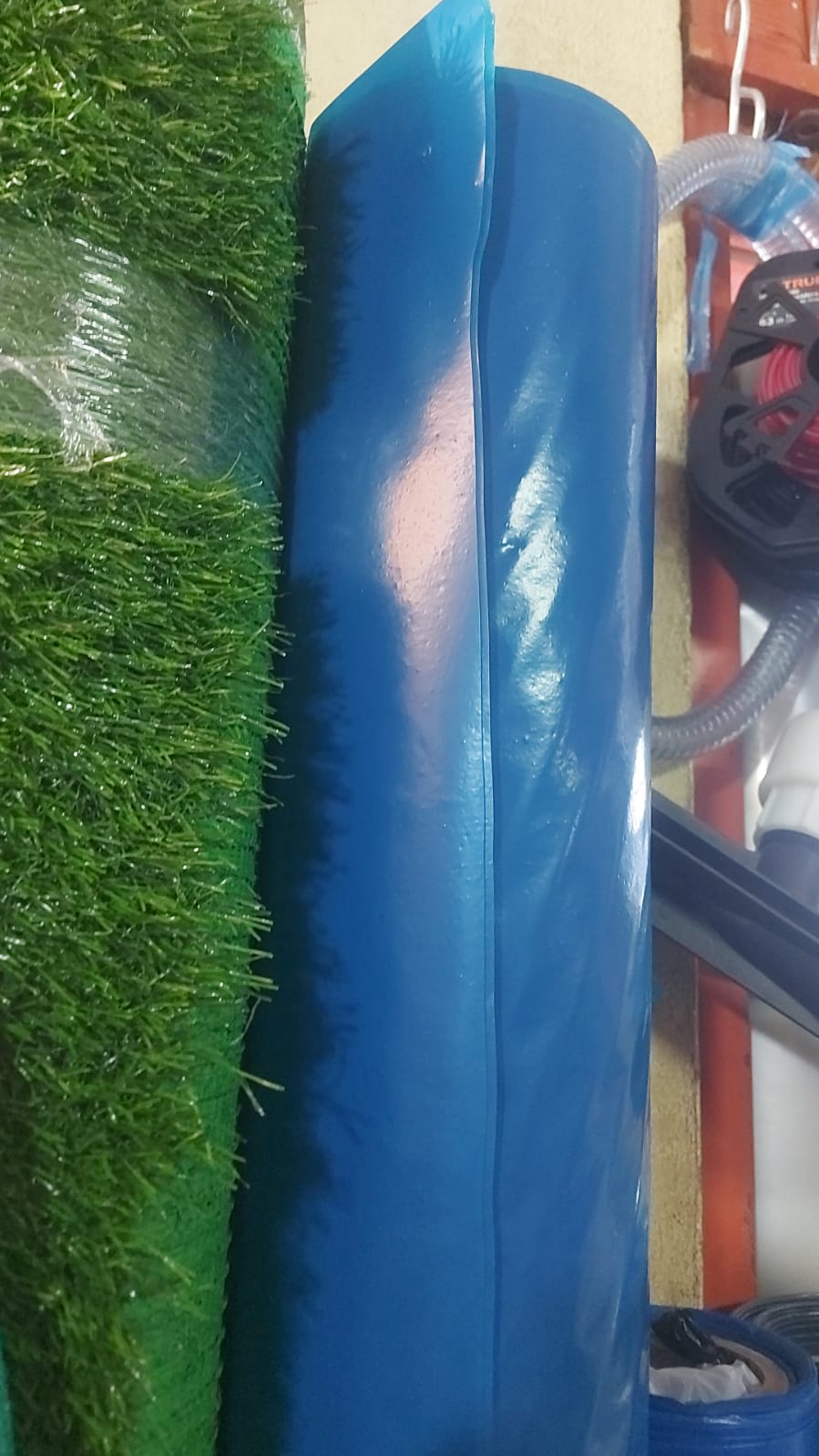 MANGA PLASTICA AZUL 1 X 50MTS- 5 MICRAS – Ferropolis PERU